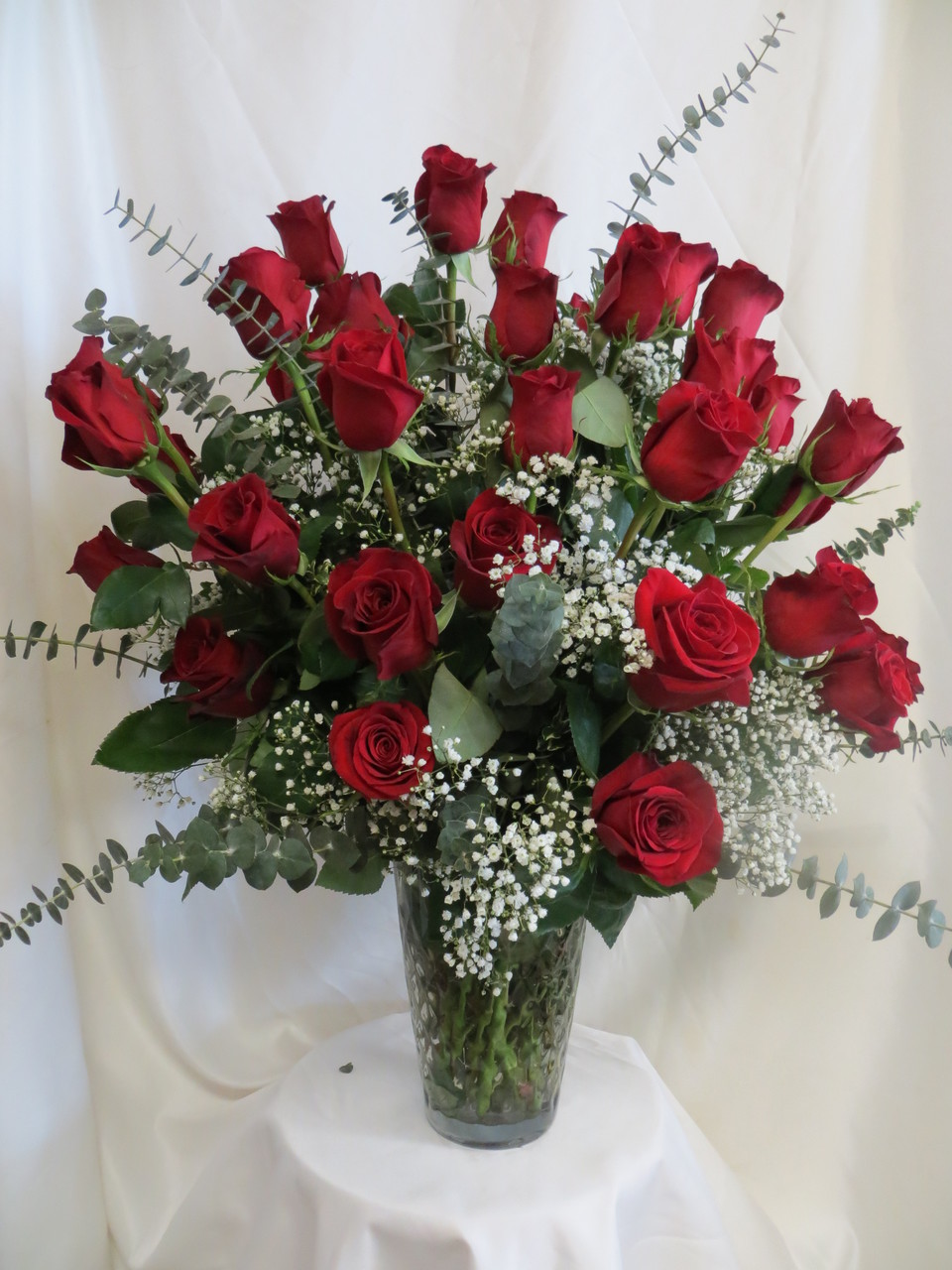 June is National Rose Month: Unique Ways to Celebrate - Enchanted ...
