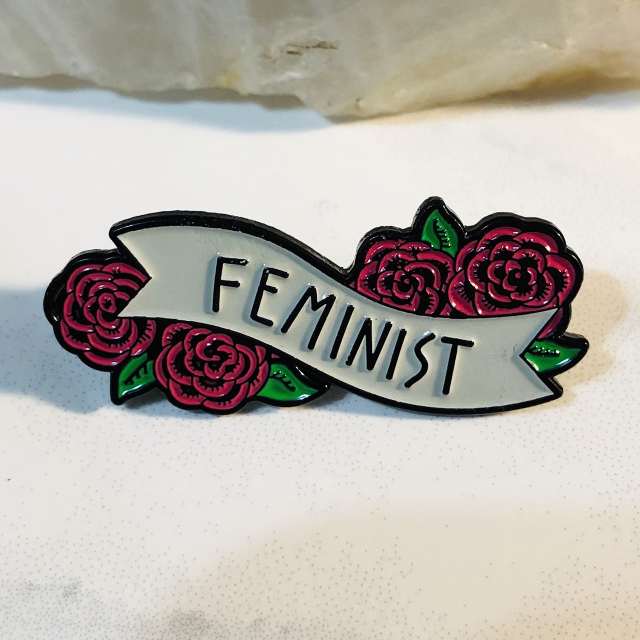 feminist pin - Hollyday