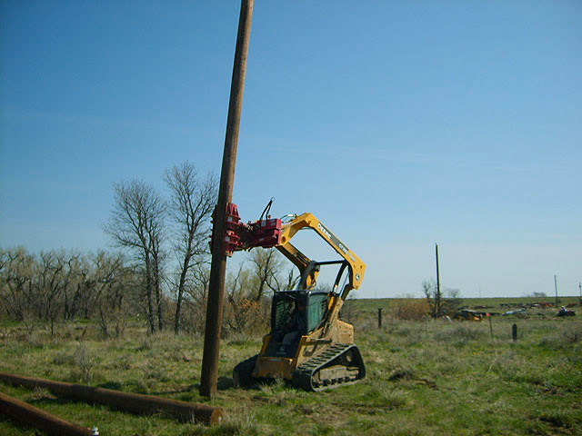 EZ Spot UR Skid Steer Pole Claw Attachment | Skid Steer Solutions