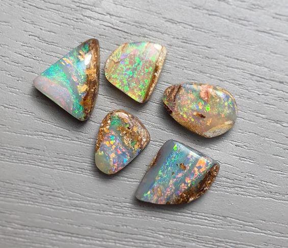 Natural Gemstones Types A-Z Information Guide - Petra Gems