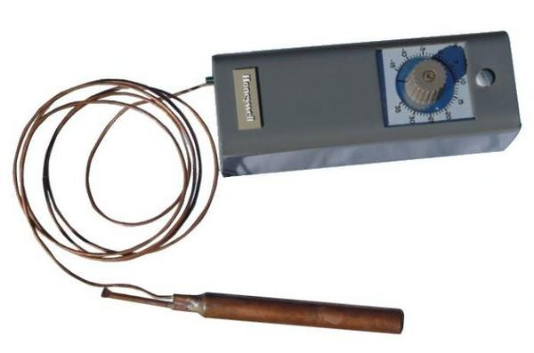 Honeywell Thermostat with Probe | Oasis Pool Products