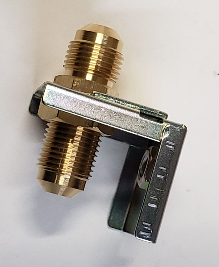 Weber Spirit II LP/NG Bulkhead Assembly - 67157