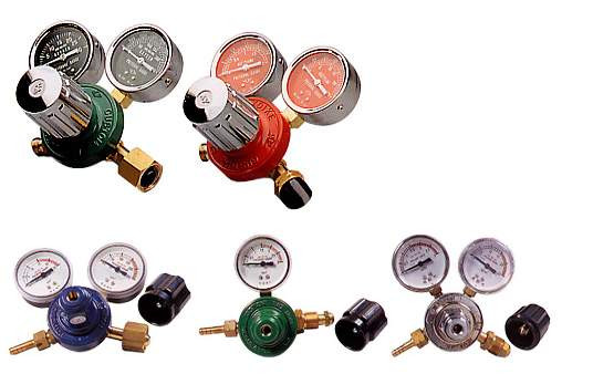 REGULATOR OXYGEN FEMALE THREAD FOR INLET W22X14TPI - IMPA 850192