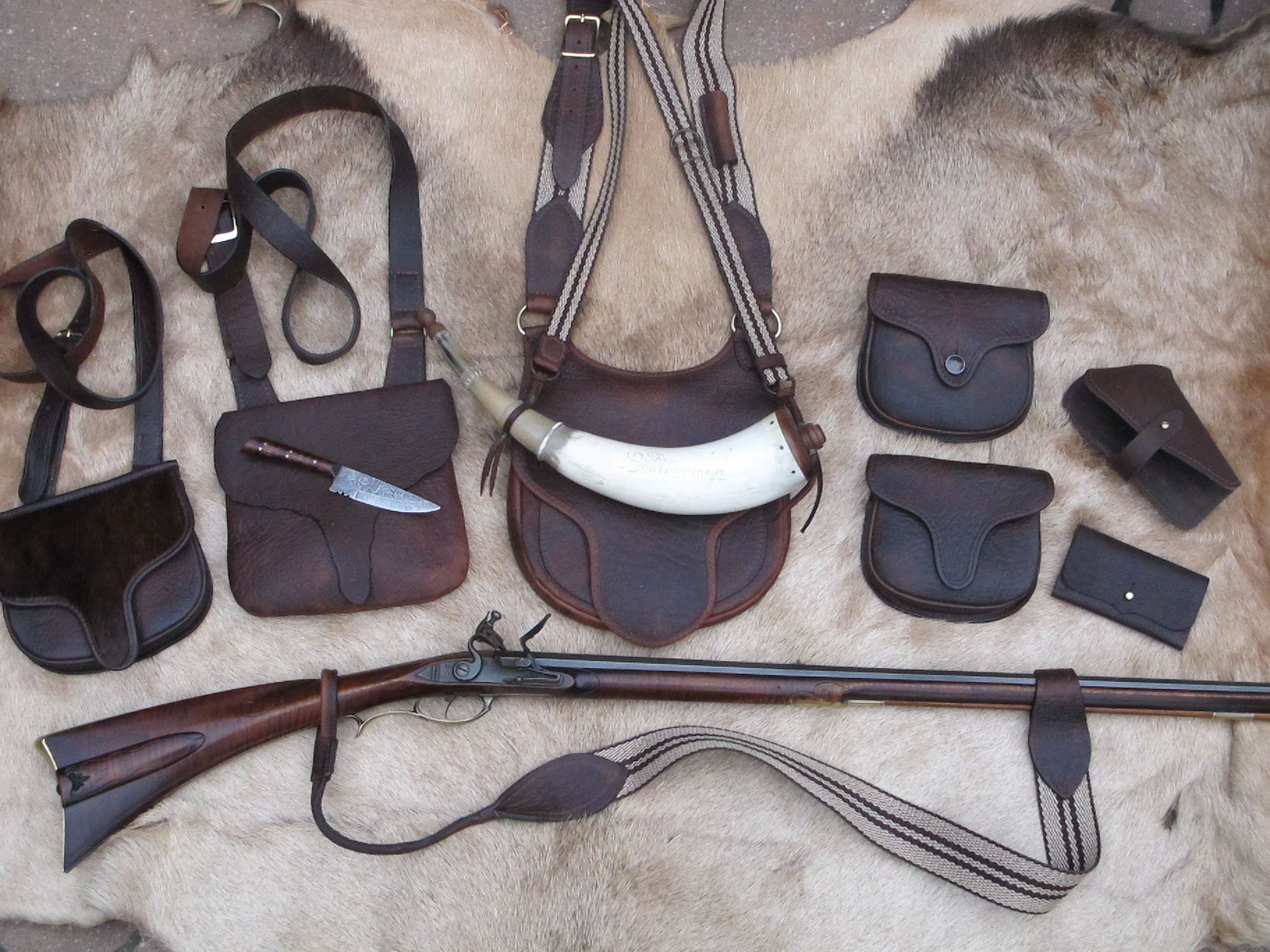 Custom Handmade Leather Possibles Bags | semashow.com