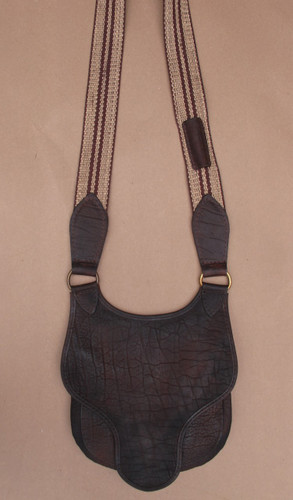 H-301 Hunter Beavertail Bag - The Leatherman Traditional Leather Goods ...