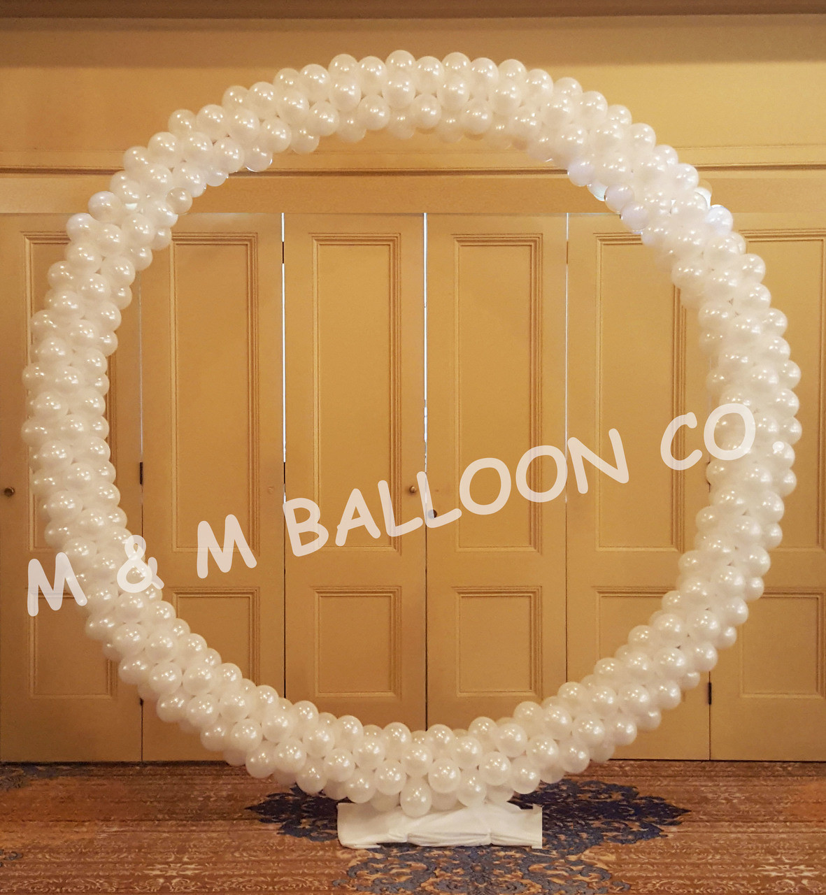 Round Photo Frame - M & M Balloon Co. of Seattle