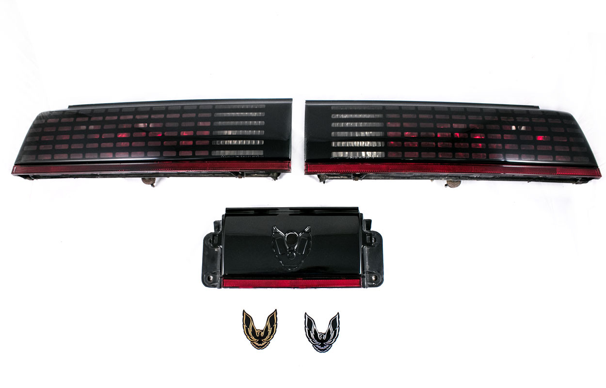 85-90 Trans Am 3 Piece Tail Light W/Emblem, OEM Refurbished - Hawks ...
