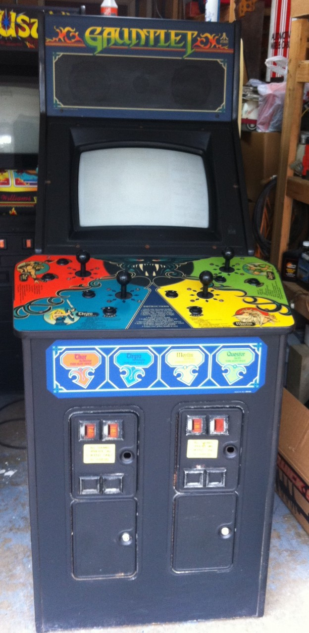 Atari 4-Player GAUNTLET Arcade Game - Arcade Adventures