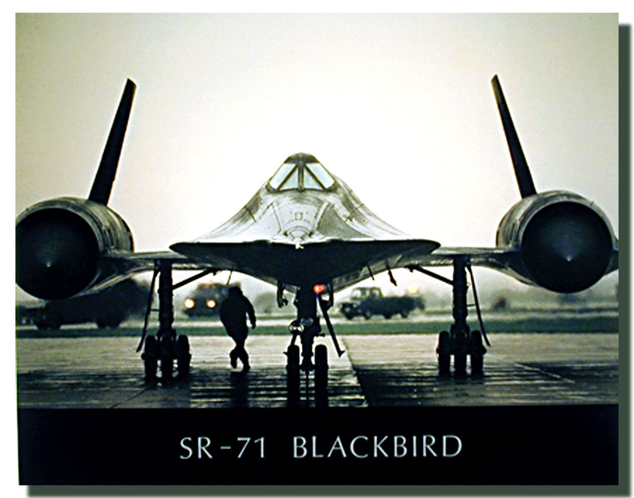 SR-71 Blackbird Poster | Airplane Posters | Aviation Posters