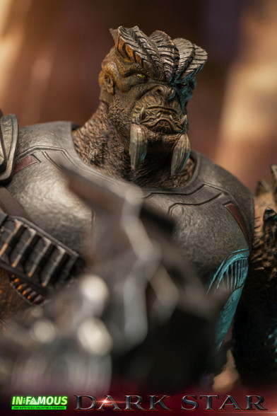 Dark Star In Famous 1/6 Figure IF002