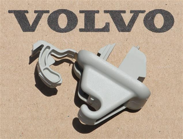 Volvo V40 Sunvisor Clip (Beige) | 2000 2001 2002 2003 2004