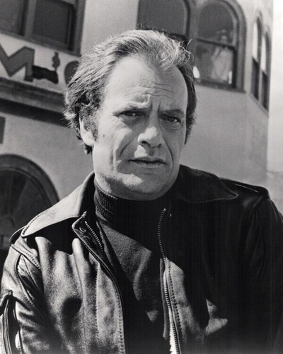 Vic Morrow 1976 portrait in leather jacket TV Bronk The Vigilante 8x10 ...
