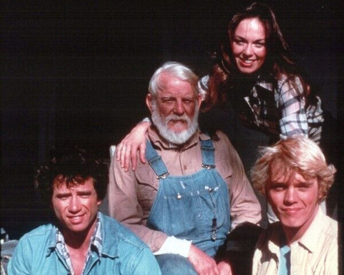 Dukes of Hazzard 1979 Jesse Daisy Luke & Bo Duke family 8x10 inch photo ...