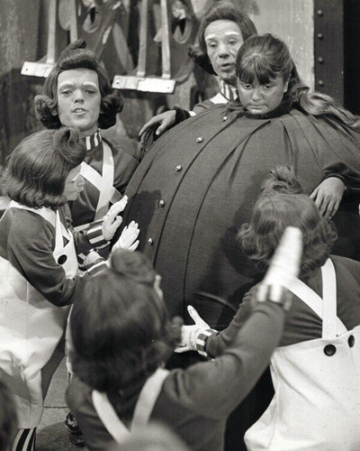 Willy Wonka & The Chocolate Factory 1971 Denise Nickerson as Violet ...