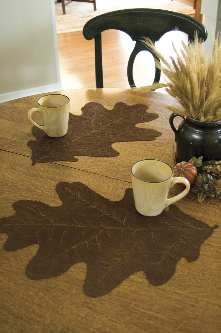 Oak Leaf Shaped Placemats Yourtablecloth Oak Leaf Shaped Placemats Yourtablecloth