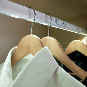 Wardrobe Rail Light (Re-Chargeable) - Clutterfree kitchens