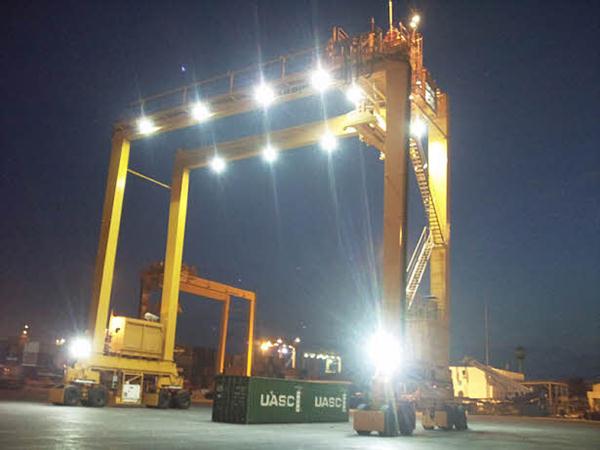 MARINE and MARITIME LIGHTS - HIGH MAST & RTG/GANTRY CRANE LIGHTS ...